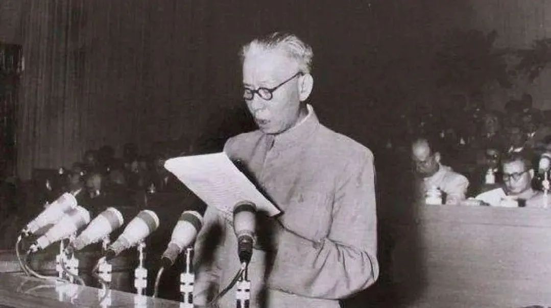 “不成熟的话宁可不说，宁可沉默” - 历史 - 红歌会网